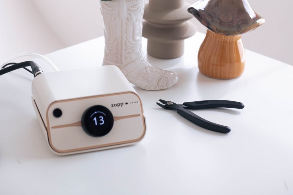 How to Start a Permanent Jewelry Business (7 Quick Steps)